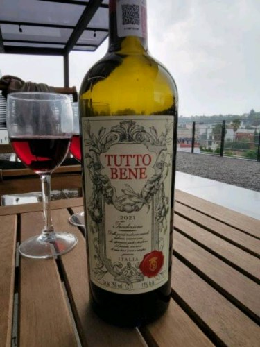 2021 Tutto Bene Rosso | Vivino US