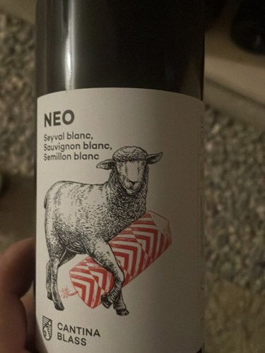 Cantina Blass Neo Blanc | Vivino US