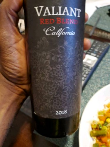 Valiant Red Blend | Vivino English