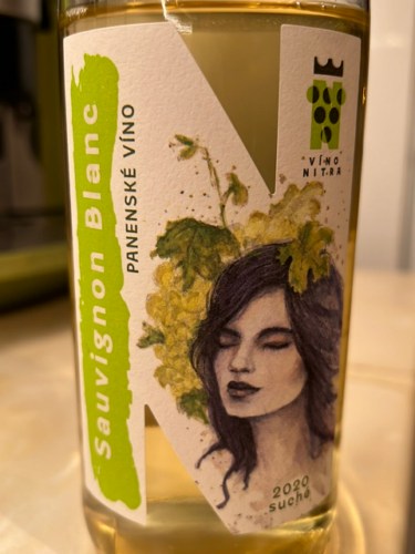 Víno Nitra Panenské Sauvignon Blanc | Vivino