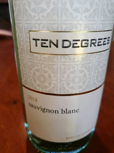 Ten Degrees Sauvignon Blanc | Vivino US