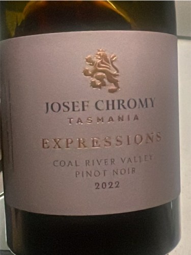 Josef Chromy Expressions Pinot Noir | Vivino US