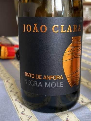 João Clara Tinto de Anfora Negra Mole | Vivino Brasil