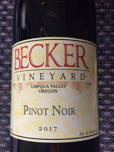 Becker Vineyard Pinot Noir | Vivino United Kingdom