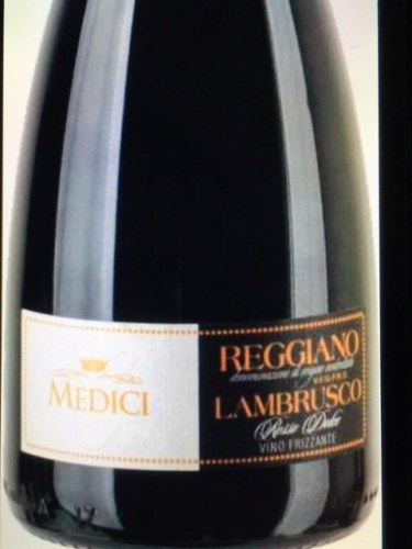 Medici Ermete Reggiano Lambrusco Rosso Dolce | Vivino Australia