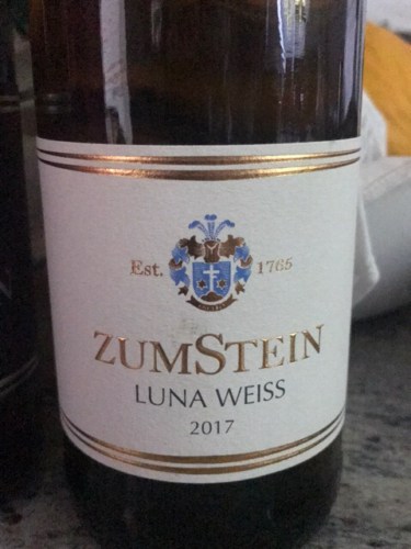 Zumstein Luna Weiss Trocken | Vivino US