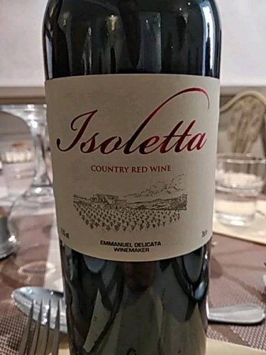 Isoletta Country Red | Vivino Canada