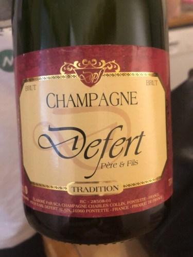 Defert Père & Fils Tradition Brut Champagne | Vivino Français