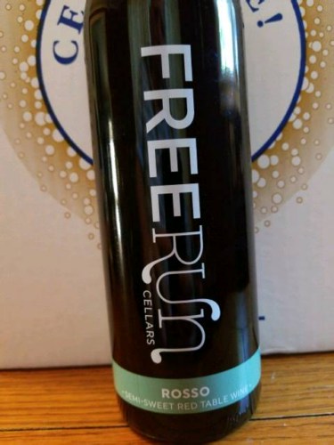 Free Run Rosso Semi Sweet | Vivino