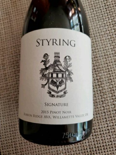 Styring Signature Pinot Noir | Vivino English
