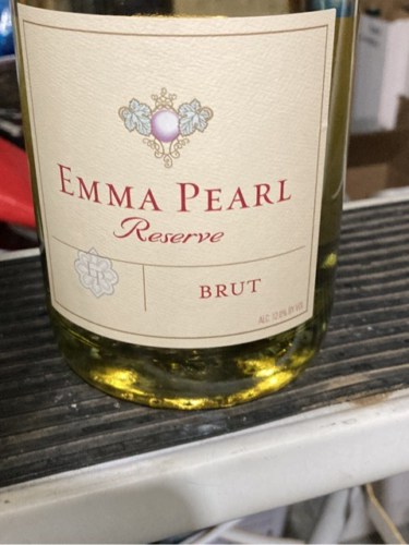Emma Pearl Reserve Brut | Vivino US