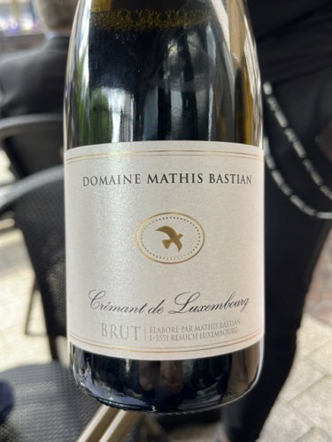 Mathis Bastian Crémant de Luxembourg Brut | Vivino Français