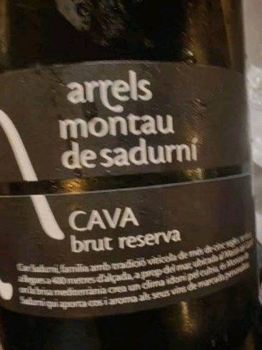 Montau de Sadurni Cava Brut Reserva | Vivino US