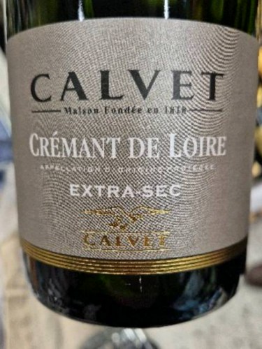 Calvet Crémant de Loire Extra-Sec | Vivino US