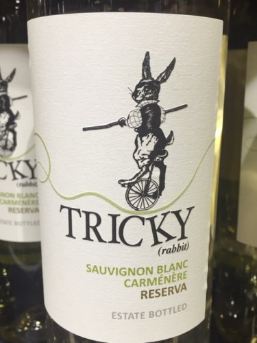 Tricky Rabbit Reserva Sauvignon Blanc - Carmenère | Vivino English