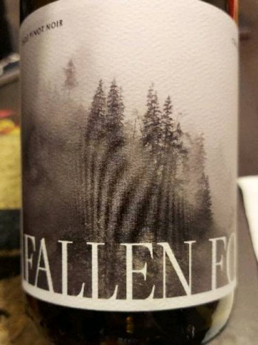 Fallen Fog Pinot Noir | Vivino US