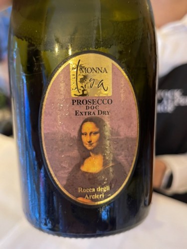 Rocca degli Arcieri Monna Lisa Prosecco Extra Dry | Vivino US