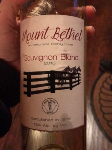 Mount Bethel Sauvignon Blanc | Vivino US