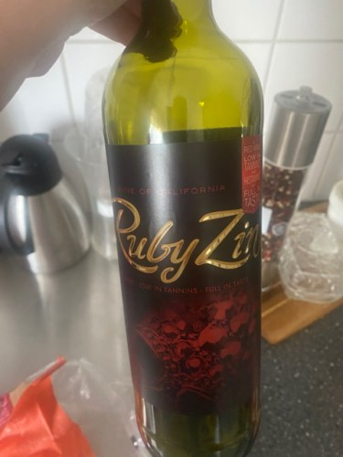 Inyo Ruby Zin Zinfandel | Vivino