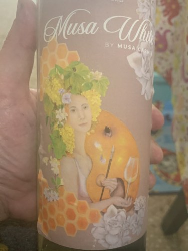 Musa Carmín White | Vivino US