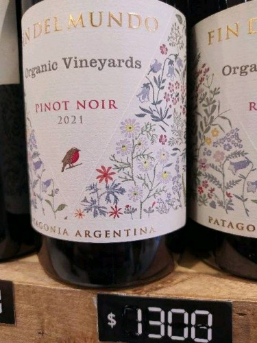 Bodega del Fin del Mundo Organic Vineyards Pinot Noir | Vivino US