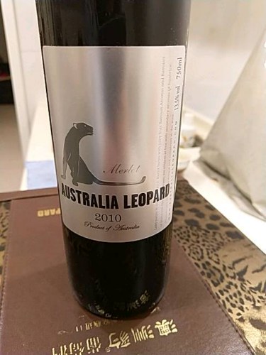 Leopard Merlot | Vivino US