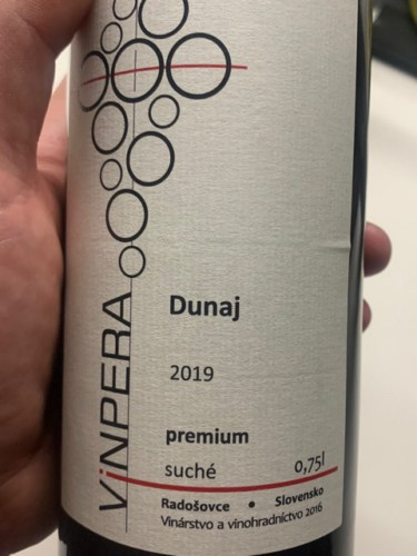 Vinárstvo Vinpera Dunaj Premium | Vivino US