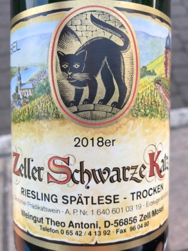 Antoni Zeller Schwarze Katz Riesling Spätlese | Vivino US