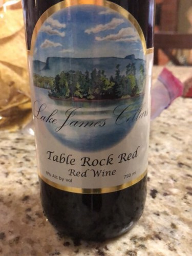 Lake James Table Rock Red | Vivino US