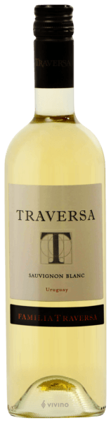 Familia Traversa Traversa Sauvignon Blanc | Vivino US