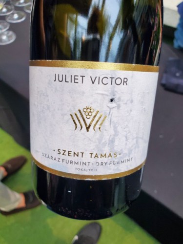 Juliet Victor Szent Tamás Száraz Furmint | Vivino US