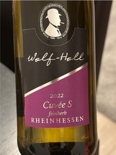Wolf-Holl Cuvée S Feinherb | Vivino US