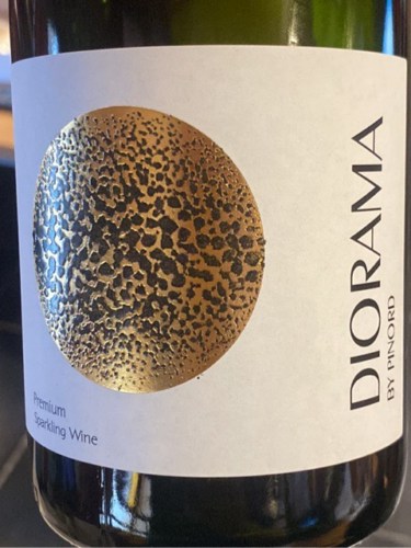 Pinord Diorama Premium Sparkling | Vivino US