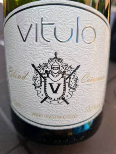 Vitulo Blend Tinto Seco | Vivino US