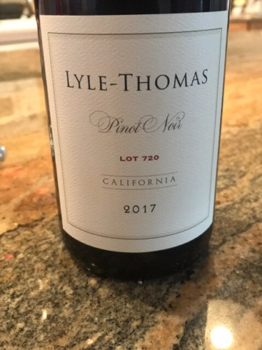 Barrel Head Lyle-Thomas Lot 720 Pinot Noir | Vivino 日本