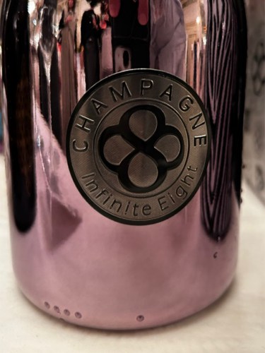 Infinite Eight Brut Rosé Champagne | Vivino US