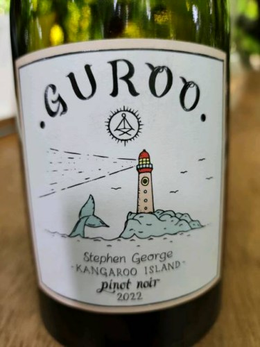 Guroo Pinot Noir | Vivino US