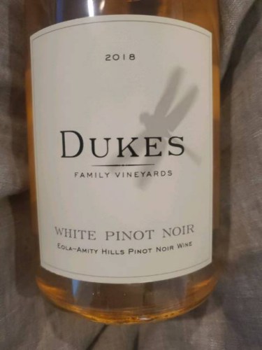 Dukes Family Vineyards White Pinot Noir | Vivino 日本
