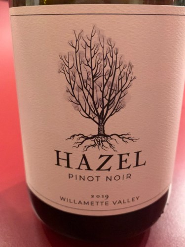 Hazel Pinot Noir | Vivino English