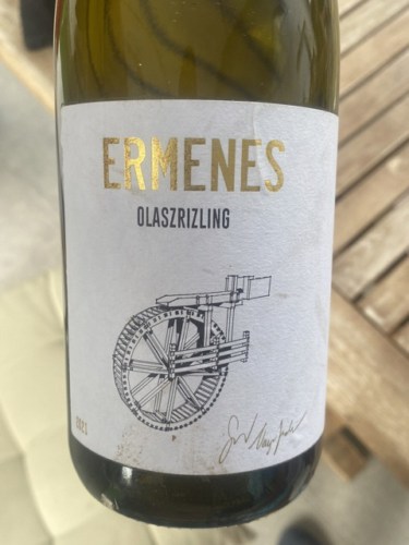 Ermenes Olaszrizling | Vivino US