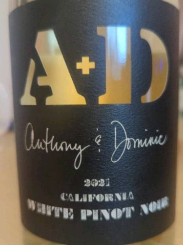 Anthony & Dominic White Pinot Noir | Vivino US