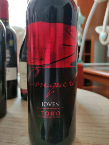 Pagos del Rey Conquero Joven Toro | Vivino US