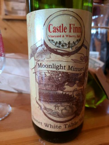 Castle Finn Moonlight Minuet | Vivino US