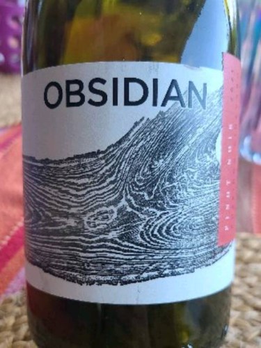 Obsidian Wine Co. Pinot Noir | Vivino Australia