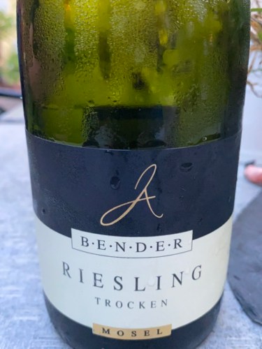 Bender Riesling Trocken | Vivino US