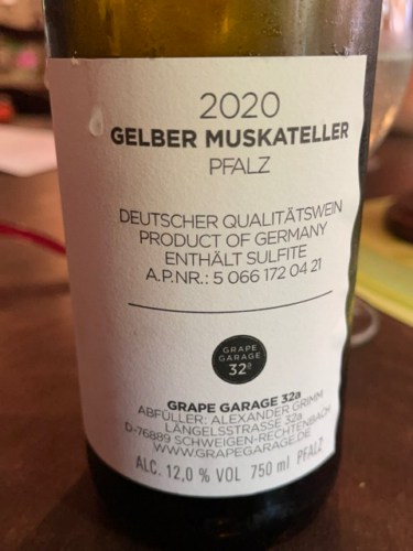 Weingut Alexander Grimm Gelber Muskateller | Vivino US