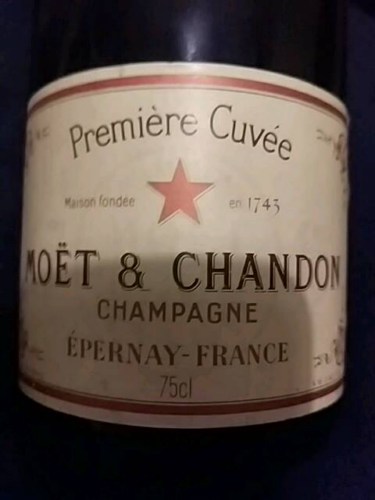 N.V. Moët & Chandon Premiere Cuvée Champagne | Vivino US