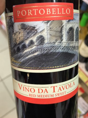 Portobello Tavola Medium Sweet Red | Vivino Canada