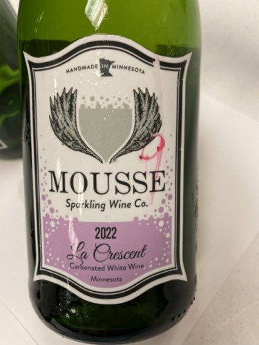 Mousse Sparkling Wine Company La Crescent | Vivino US