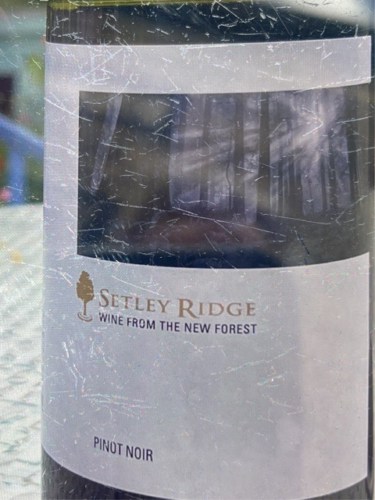 Setley Ridge The New Forest Pinot Noir | Vivino English